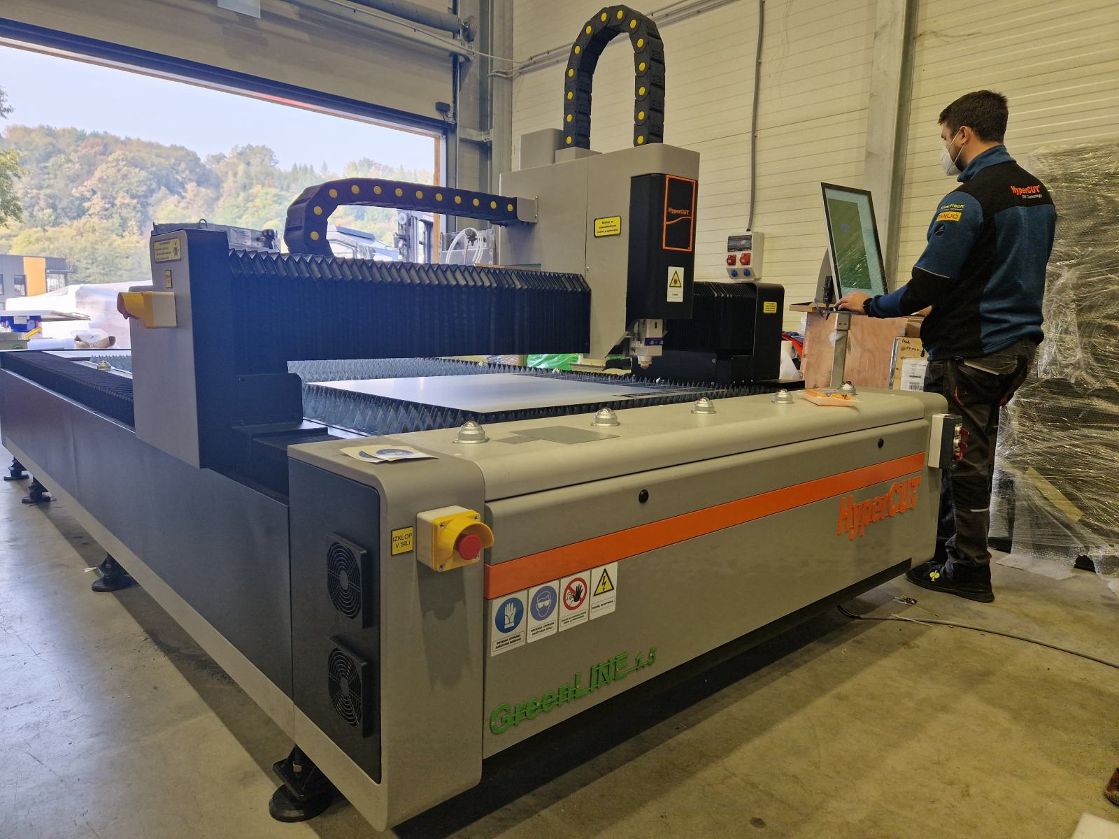 HyperCUT CNC fiber laser GreenLINE 1530 3000W