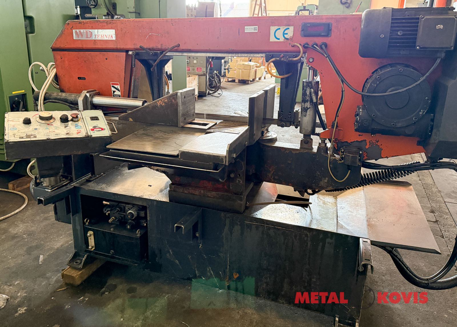 Tračna pila za metal