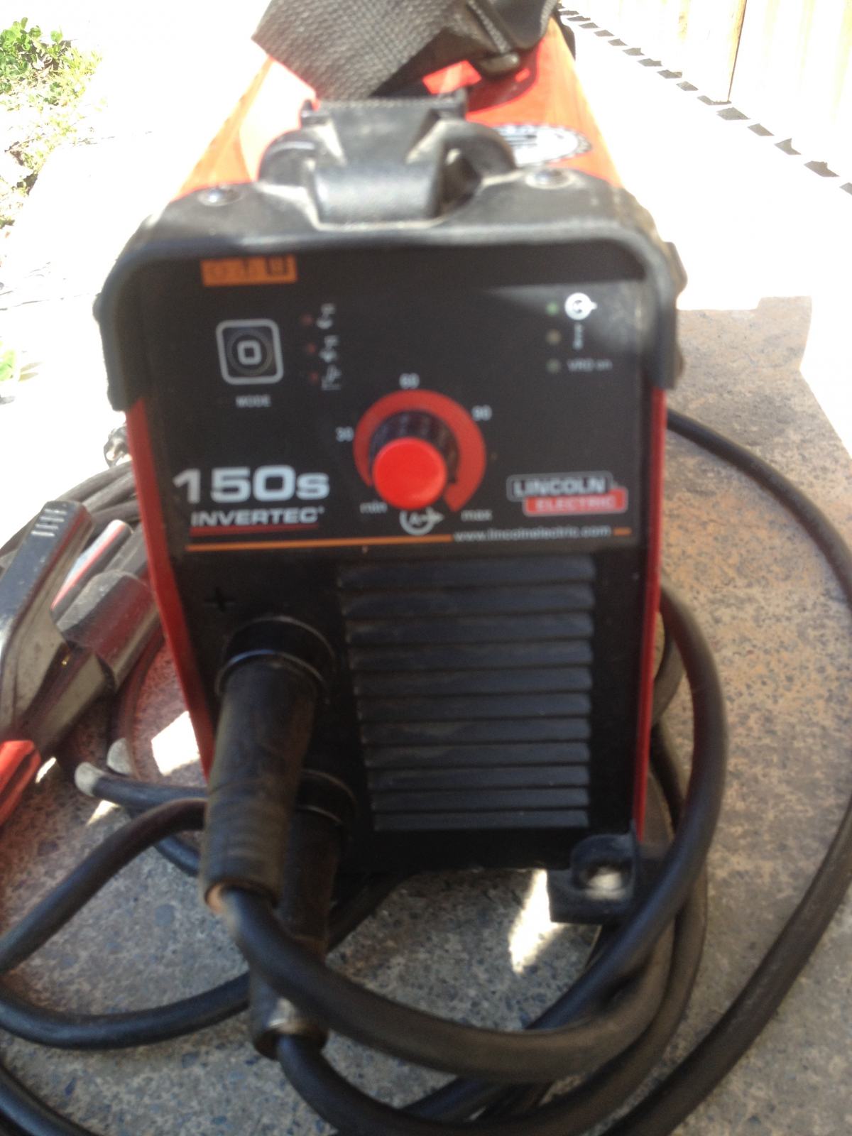 Aparat za zavarivanje inverter Lincoln invertec 150S PROFI u Daruvaru