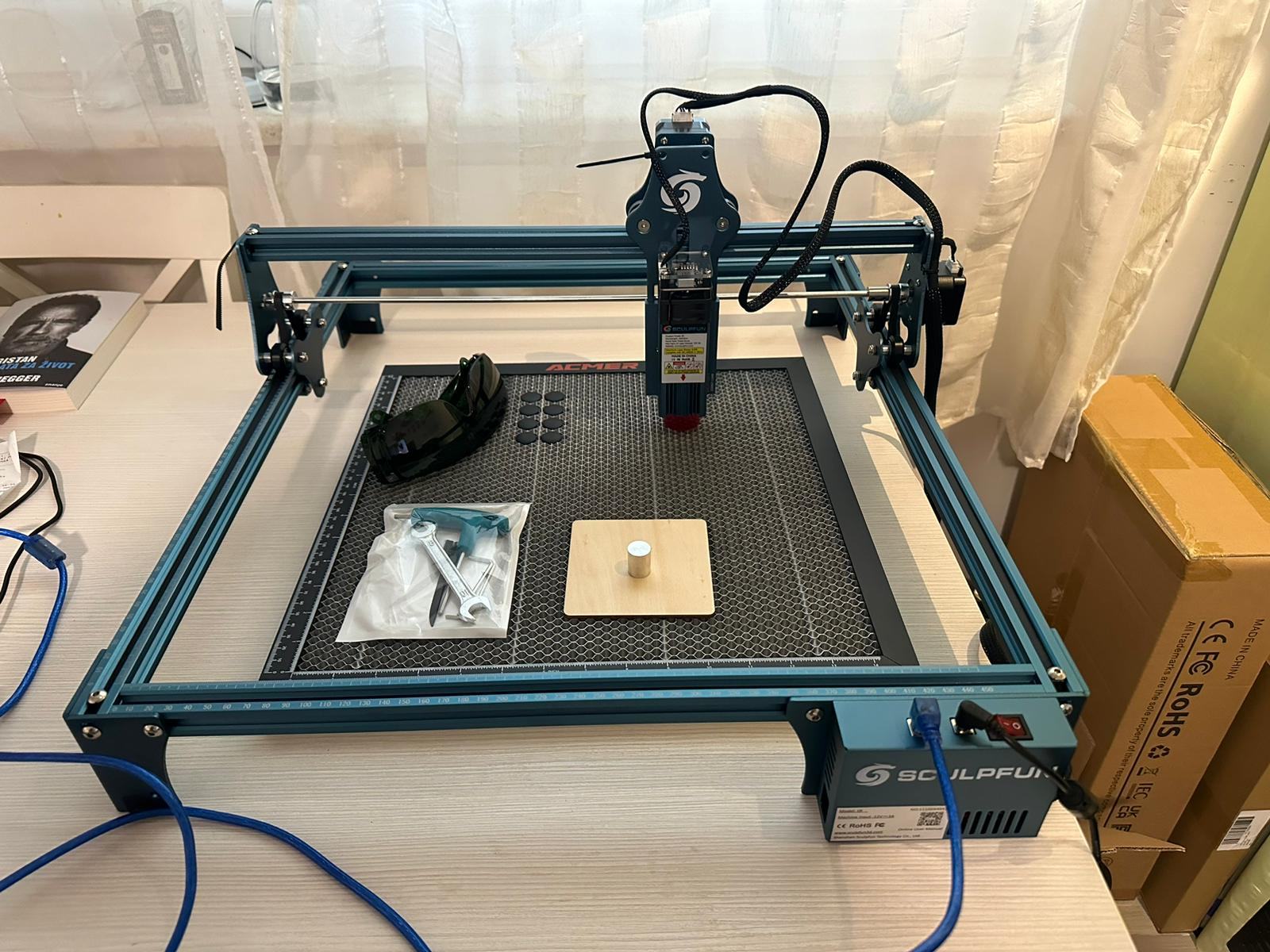 Laser za rezanje i graviranje