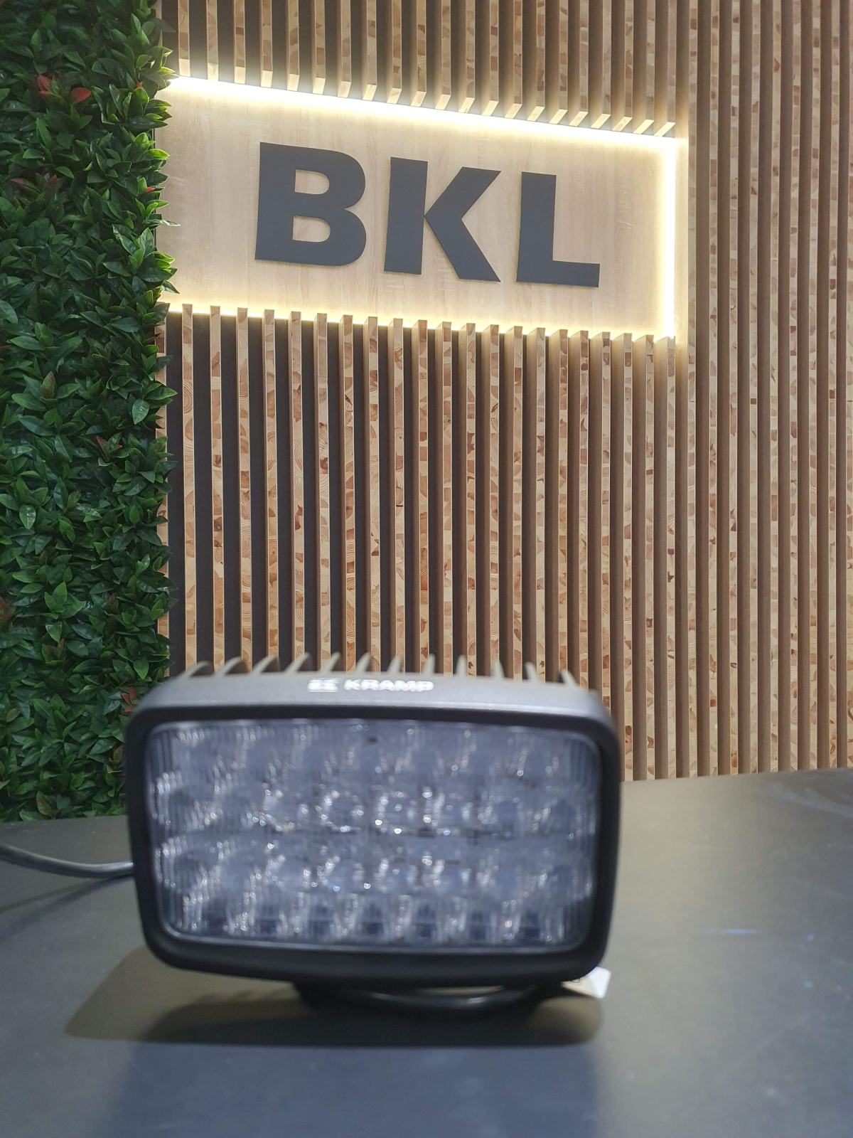 LED RADNO SVJETLO 90W, 6000lm, 10-30V , 30 LED ,DEUTSCH PIN