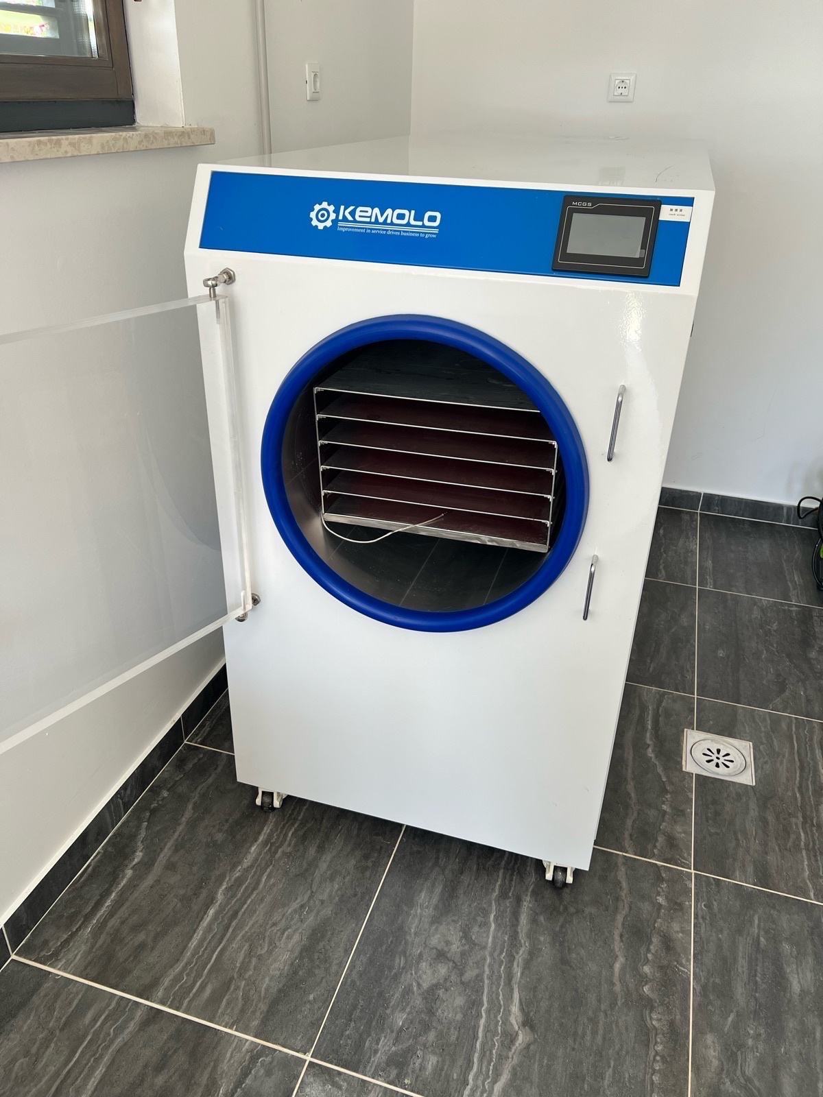 Liofilizator kemolo 25 profesionalna oprema za vakumsko susenje