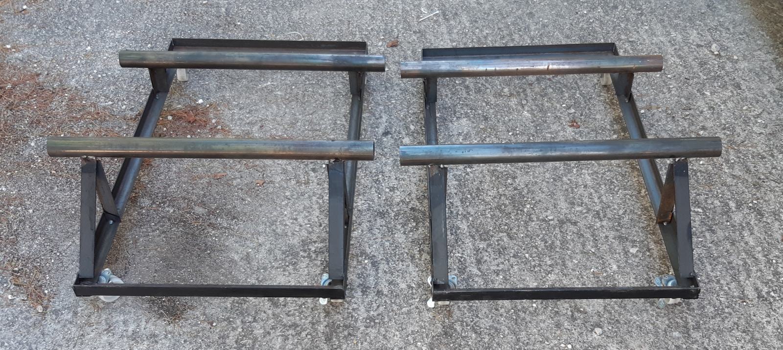 METALNI NOSAČI SA KOTAČIĆIMA