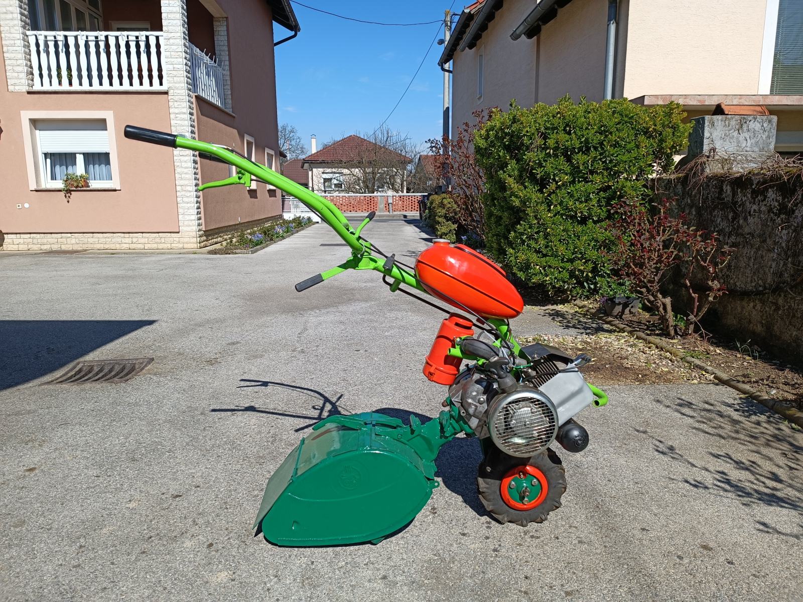 Motokultivator freza IMT 504