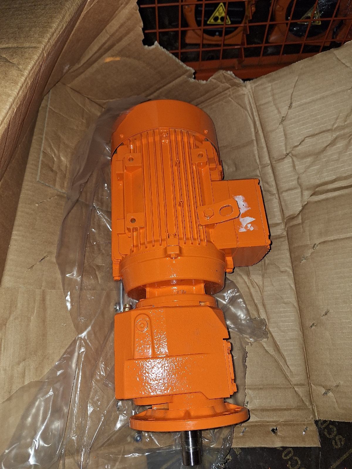 Motor glavni novi za stroj za žbuku PFT