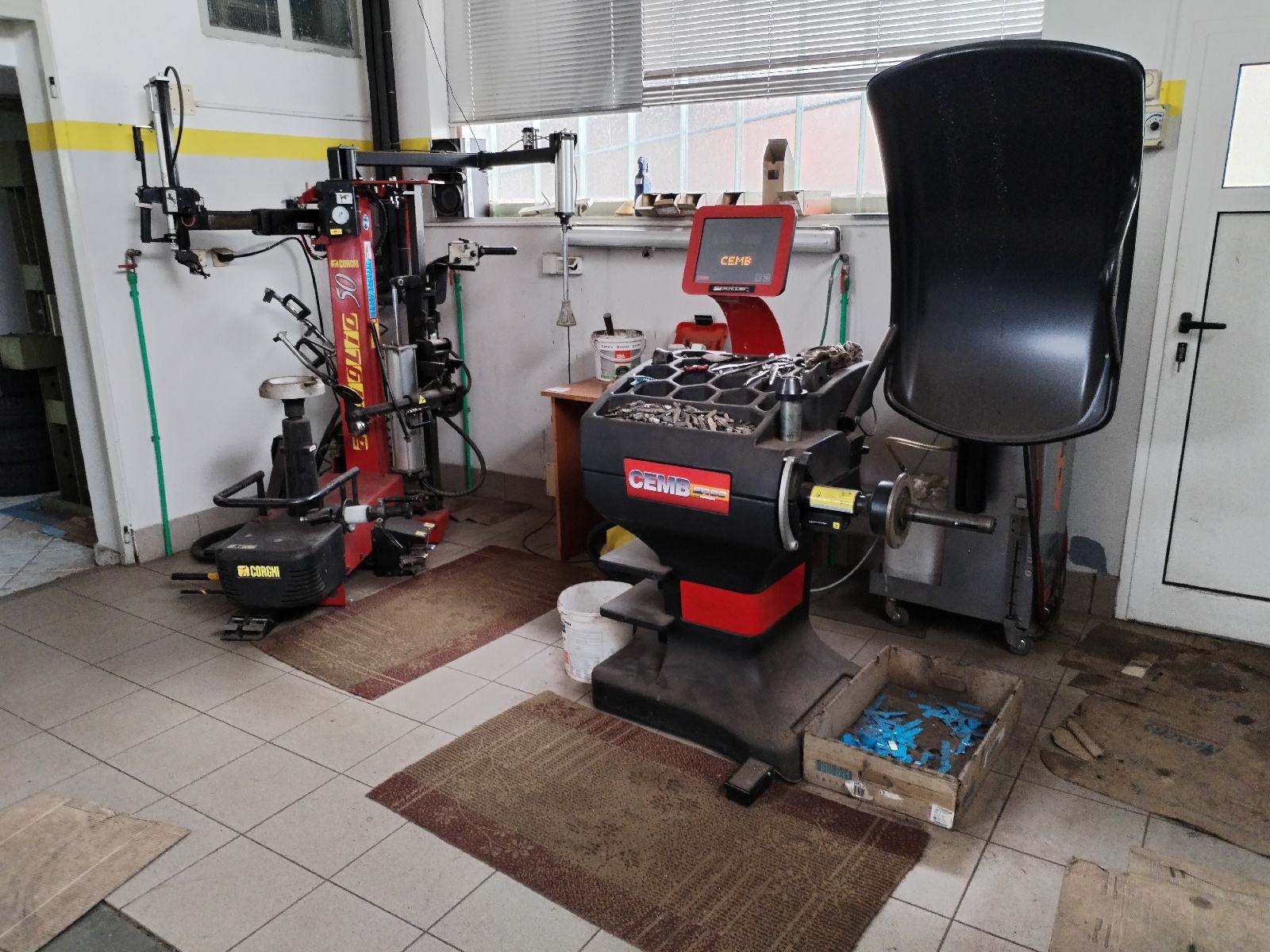 OPREMA ZA AUTO SERVIS