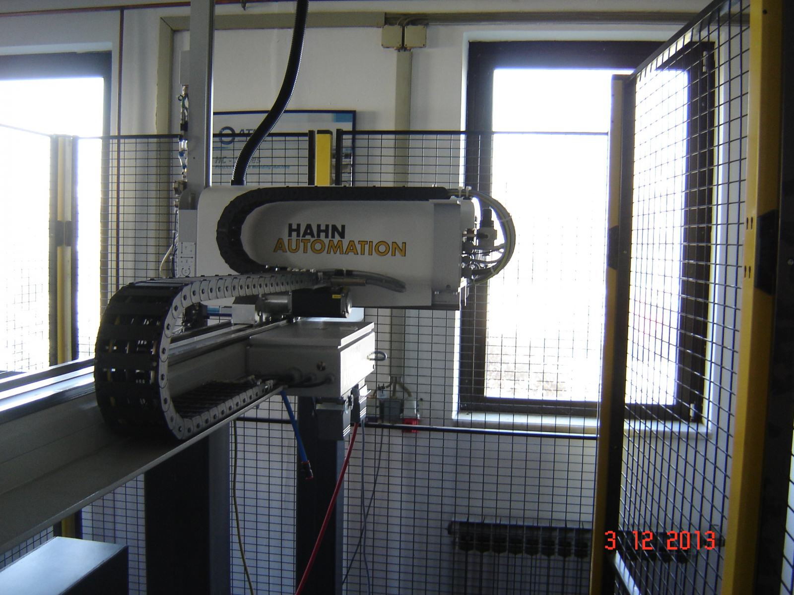 Robot linearni Hahn Automation SL30
