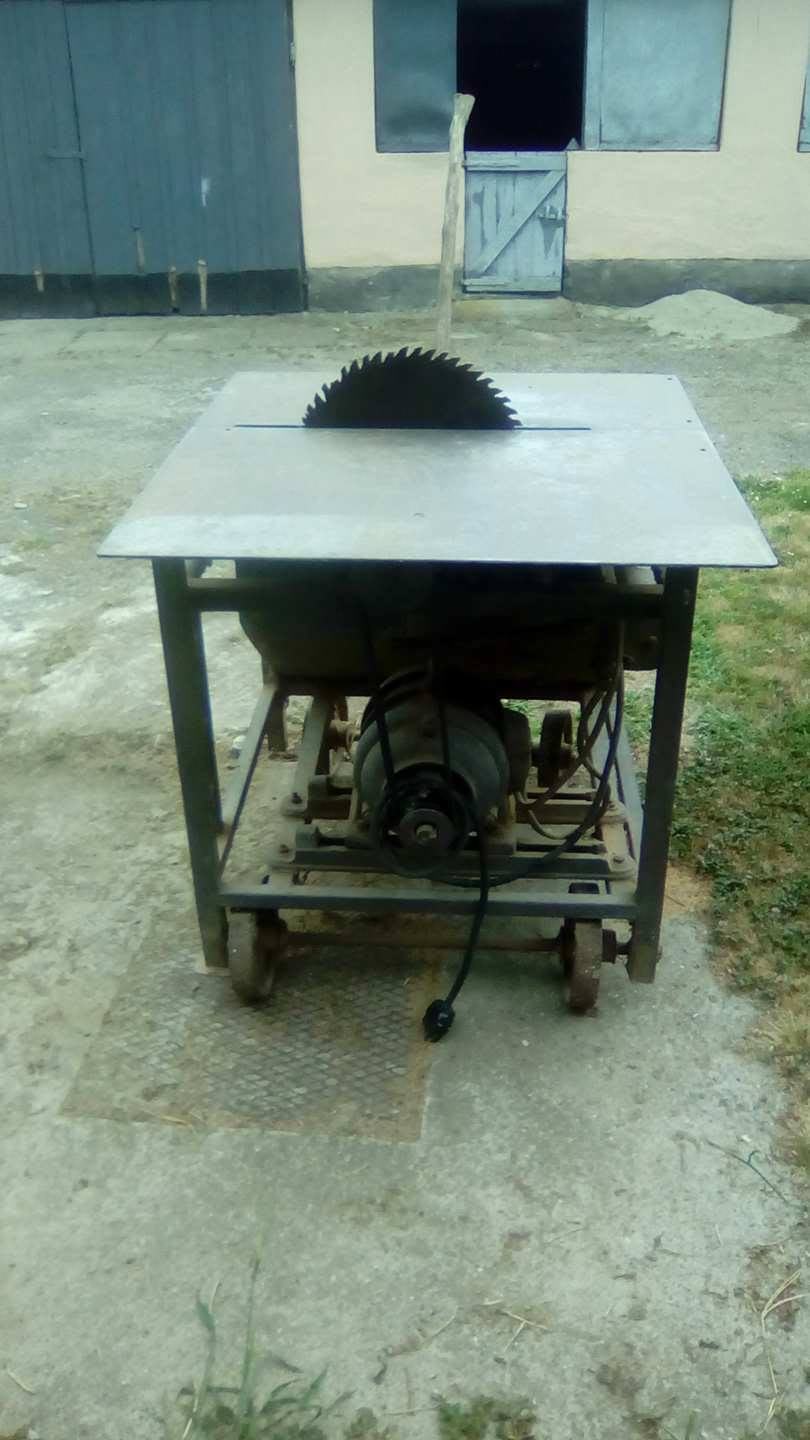 Stroj za rezanje drva - Cirkular