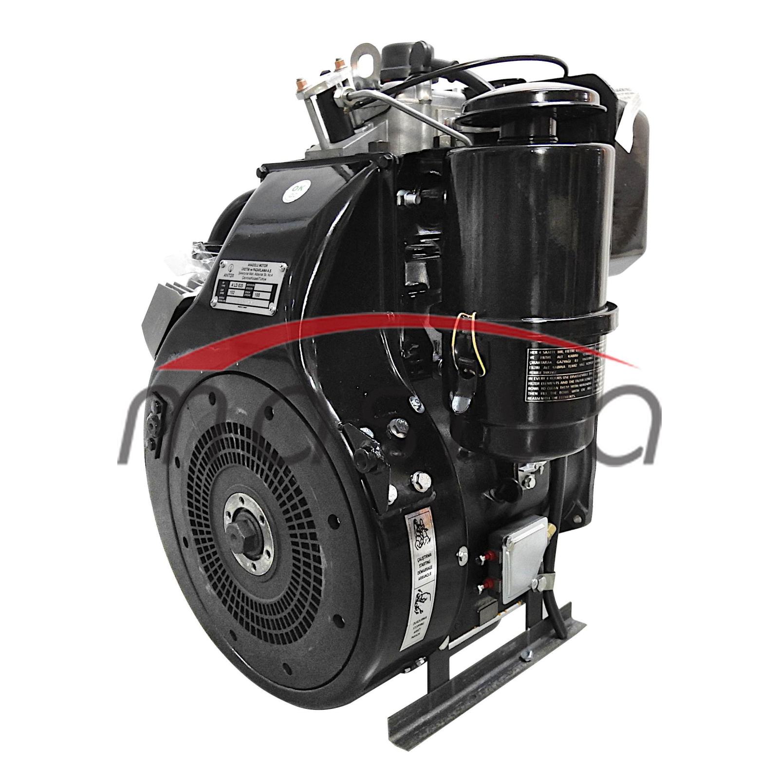 MOTOR 4LD 820 POLJOPRIVREDNI ELEKTRO START 17 Hp