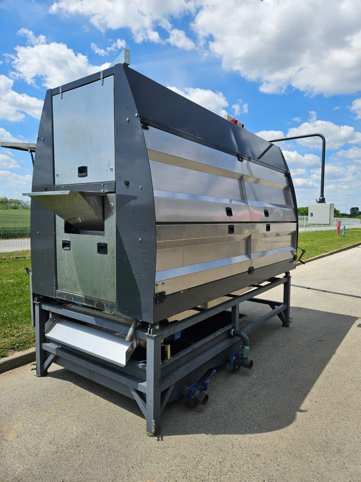 PRAONICA -POLIRKA ZA KRUMPIR, MRKVU, CELER