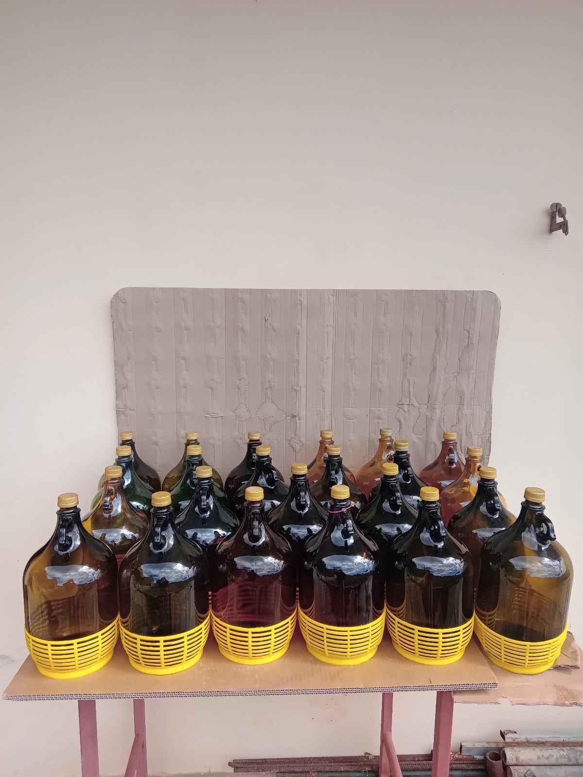 Staklene boce od 5 litara