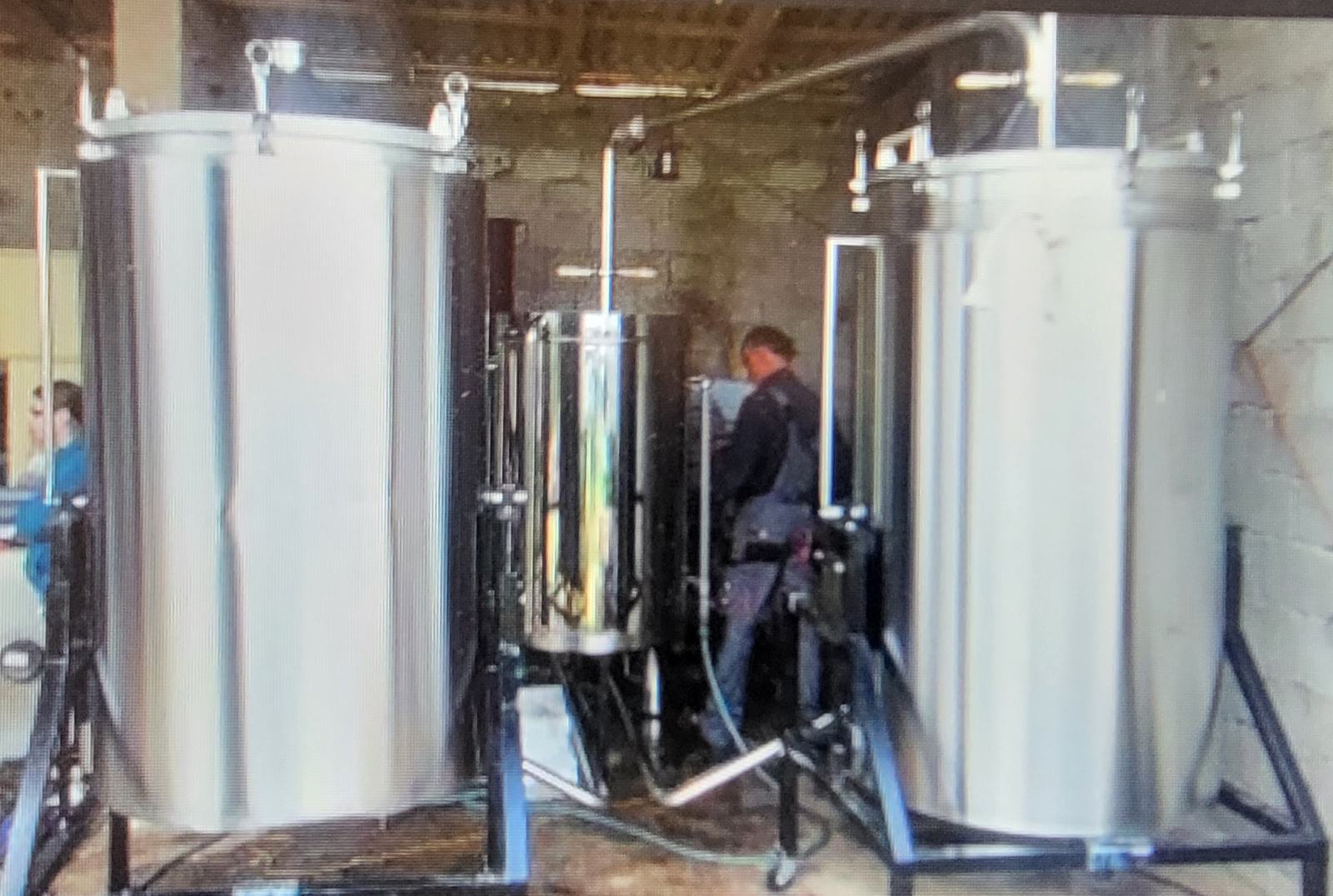 DESTILERIJA ZA PROIZVODNJU ETERIČNIH ULJA