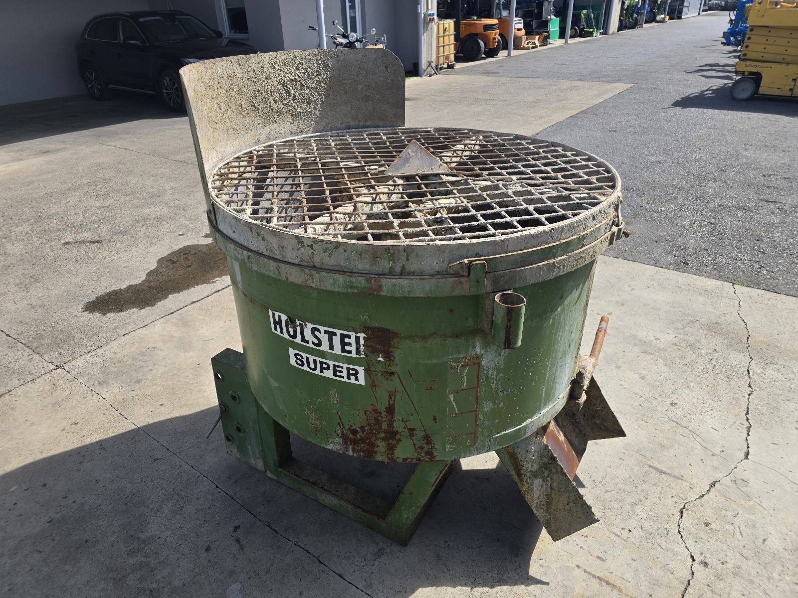 Traktorska mješalica za beton HOLSTEIN SUPER