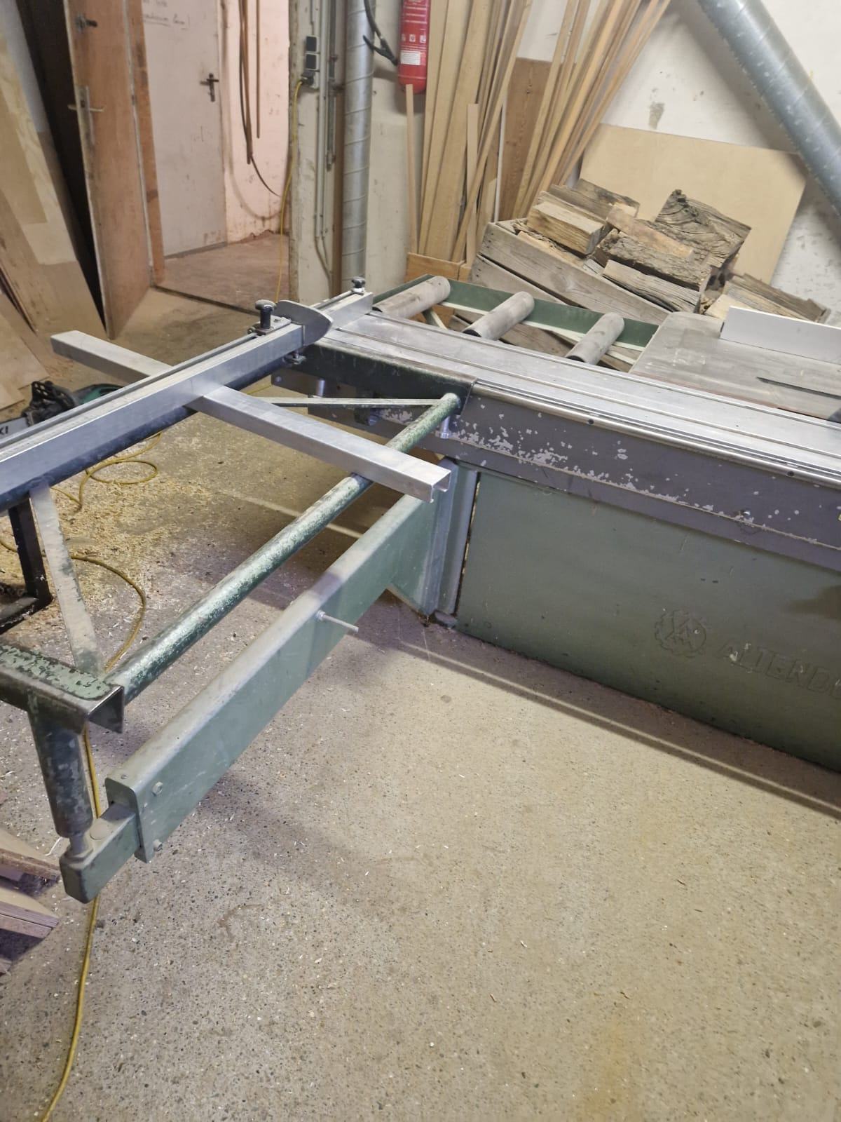 Formatna pila Altendorf F 90