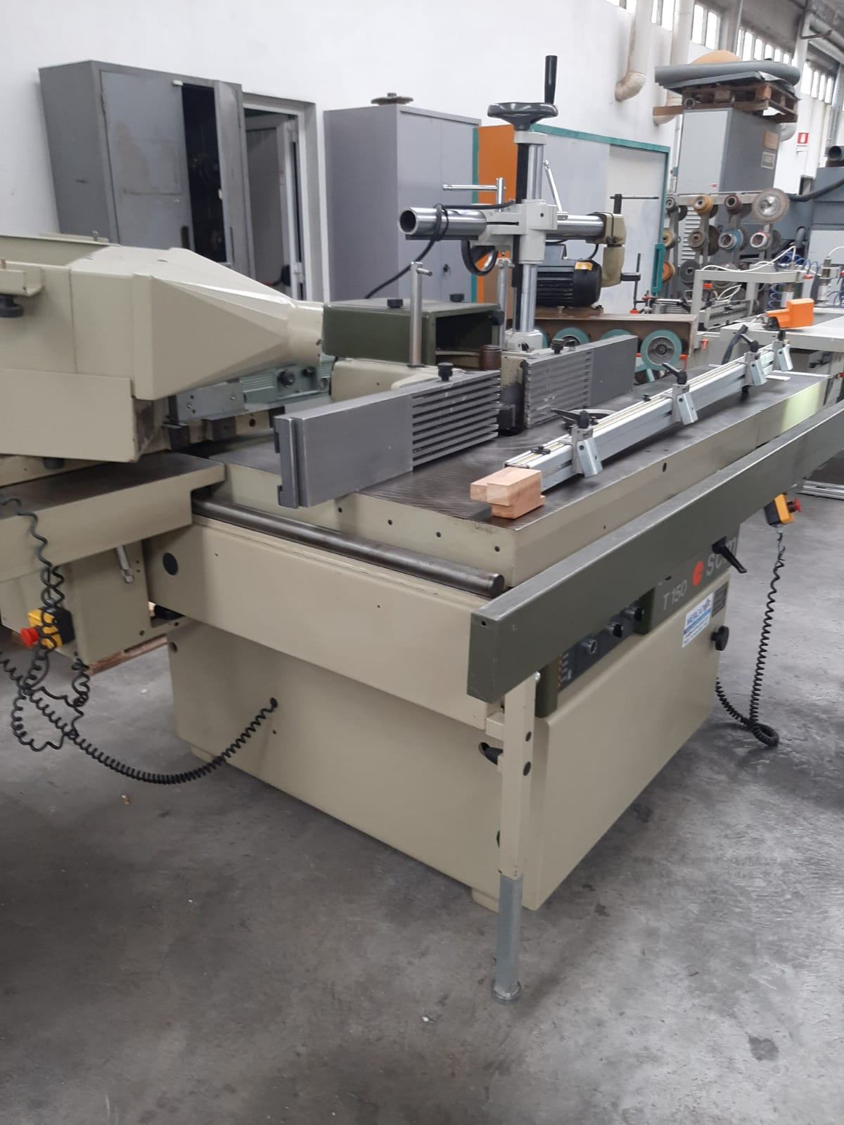 Frezer Scm T150 sa nagibnom osovinom