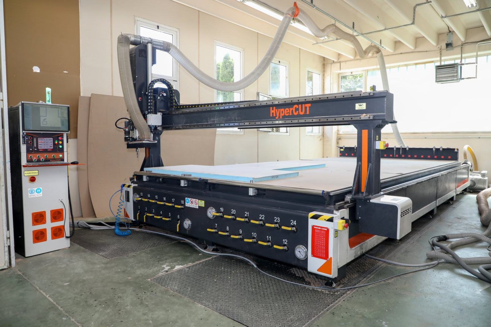 HyperCUT CNC »nesting« 2060 AMO PRO