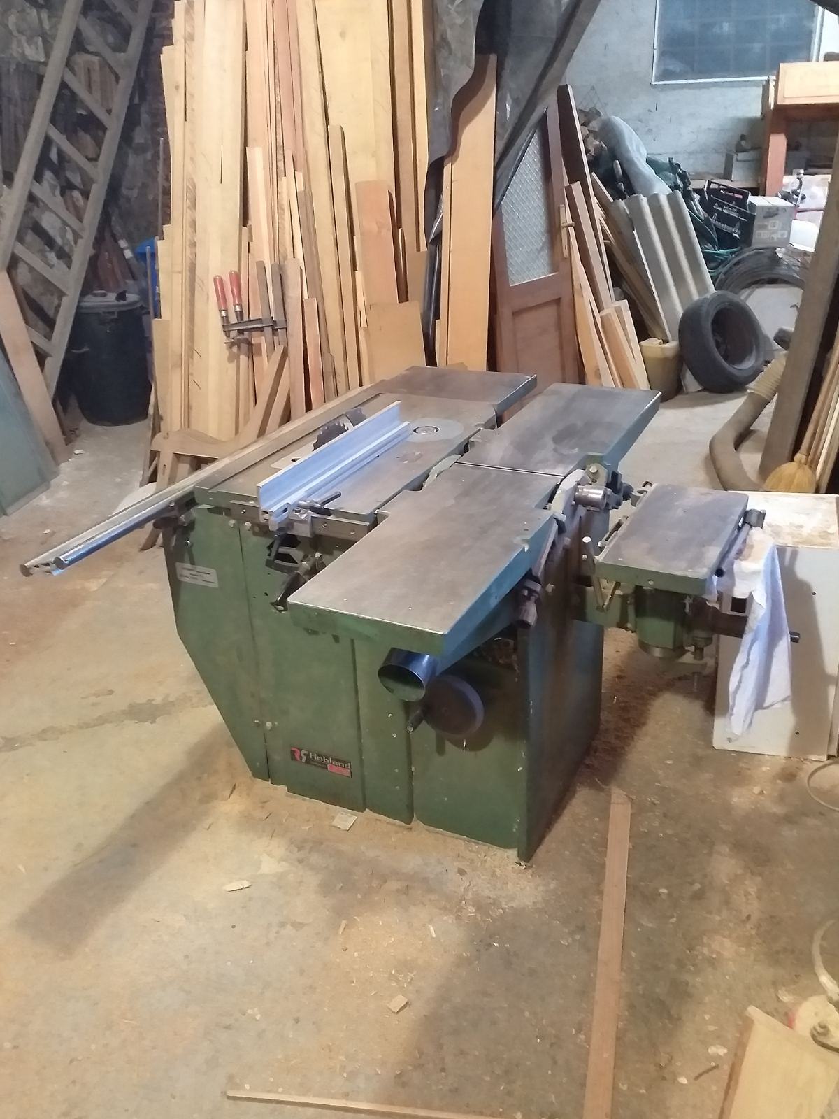 * P R I L I K A * Stolarska kombinirka, ventilacija, banzek, freza