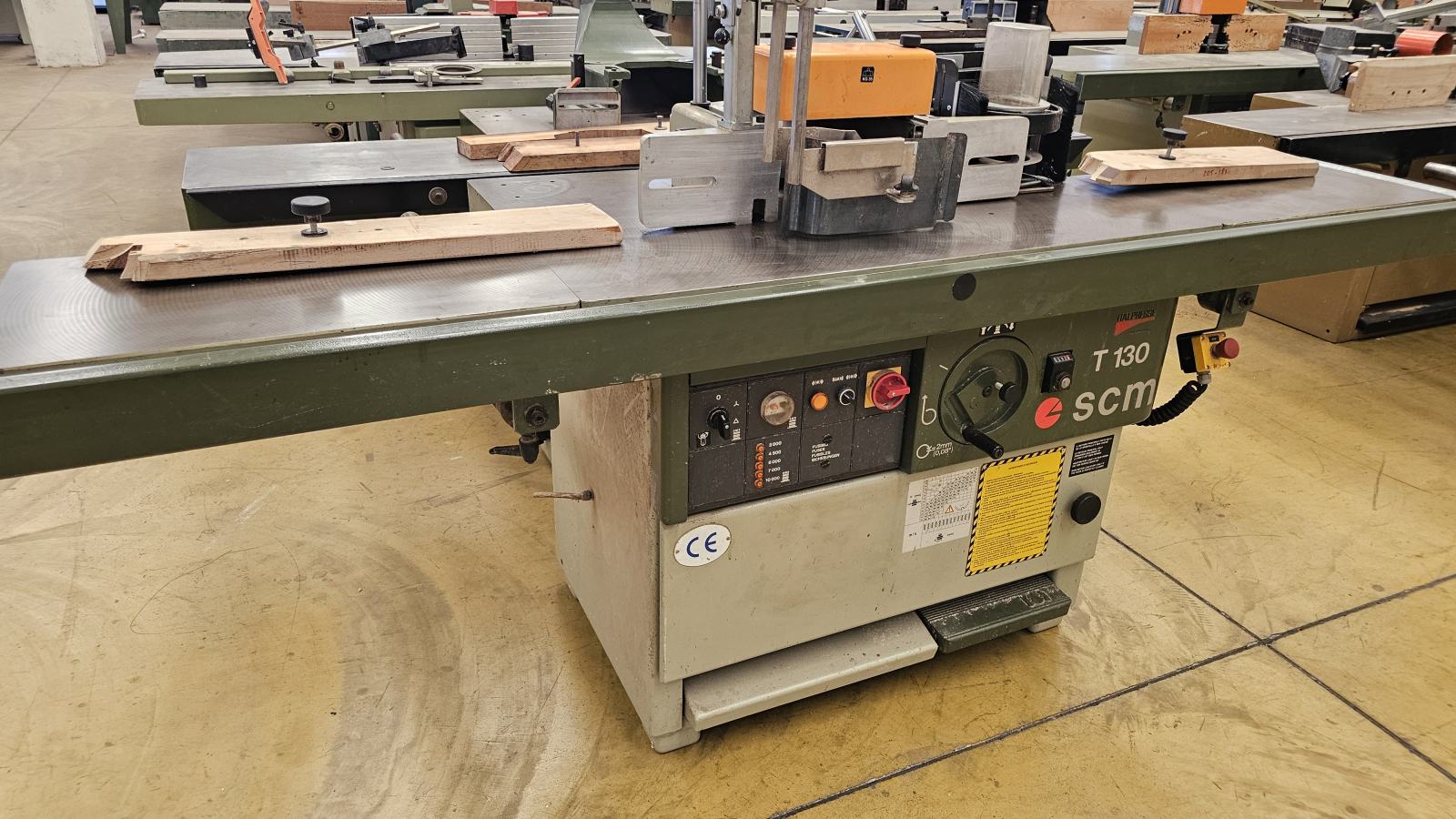 Stolarska glodalica Scm T130