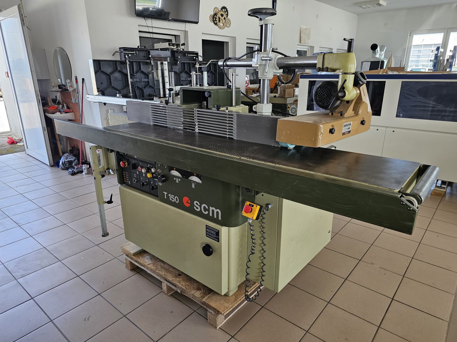 Stolarski frezer Scm T150