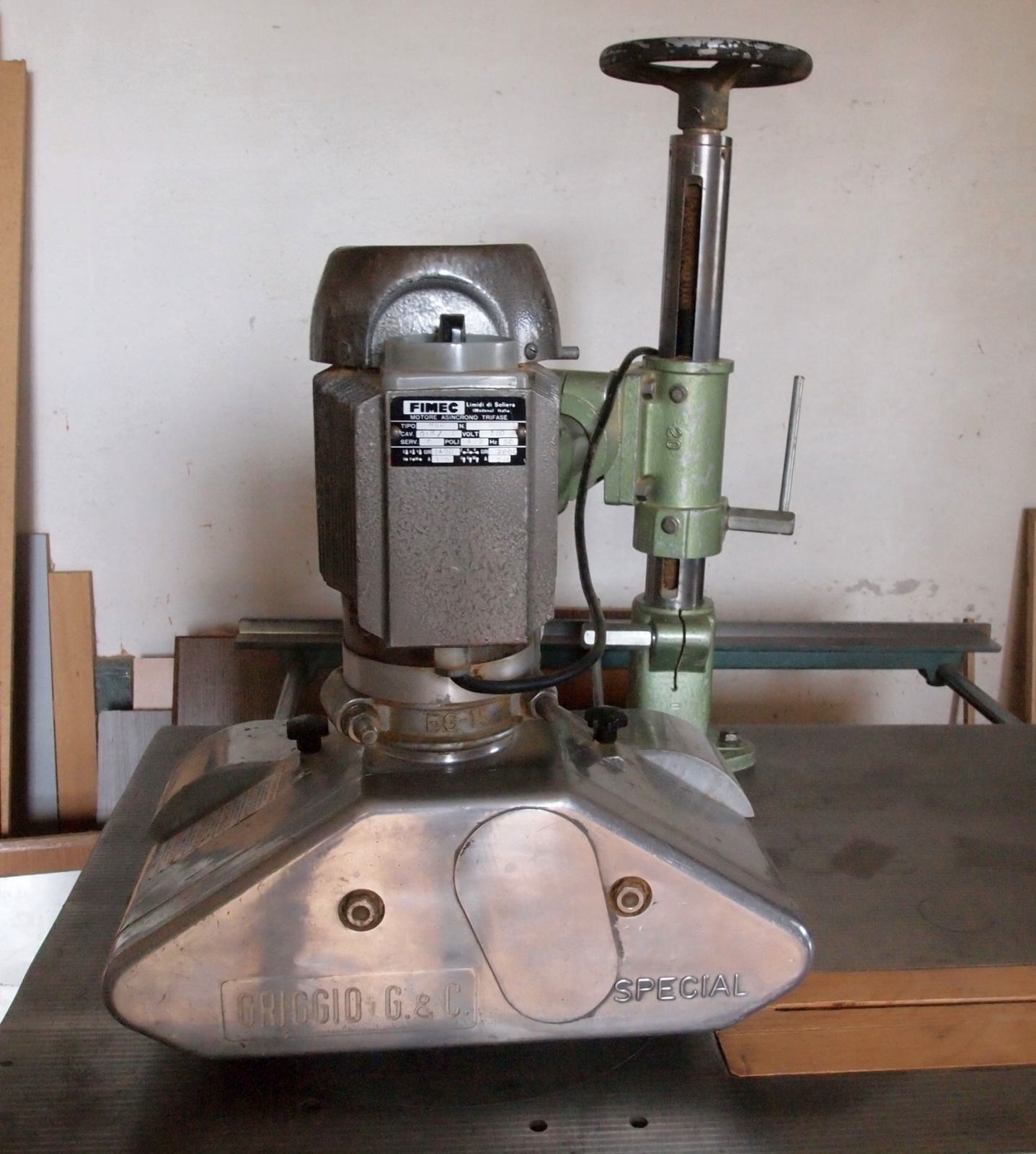 Stolarski transporter / vodilica