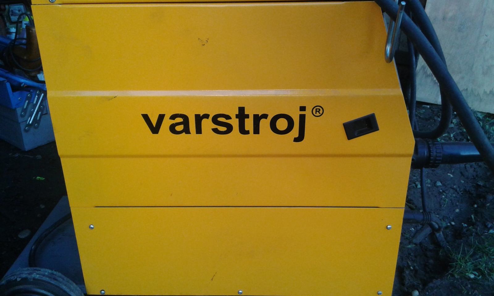 aparat za varenje co2 varstroj190