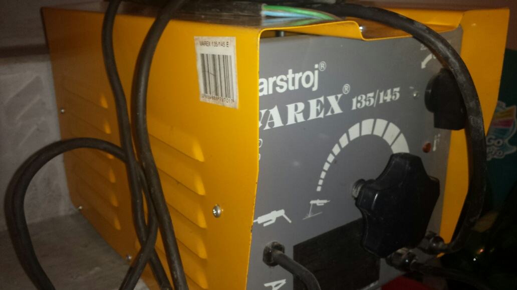 Aparat za varenje VARSTROJ VAREX 135/145 + gratis nova maska- Vukovar