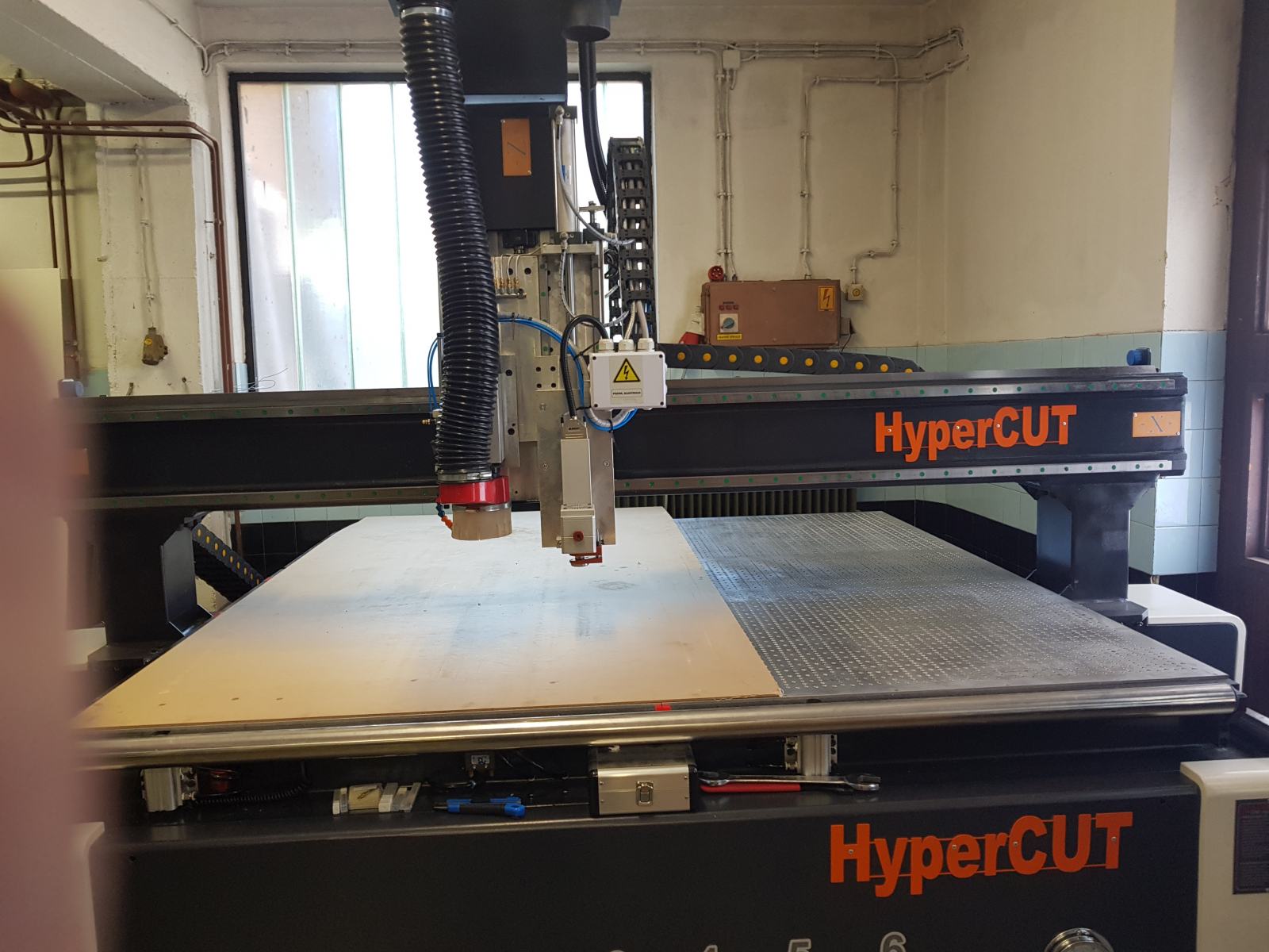 HyperCUT CNC 1325/2G glodalica vakuum stol