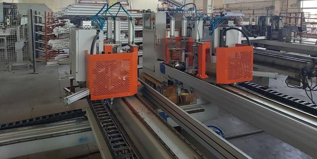 PVC Strojeve , Murat rabljeni obradni centar varilica