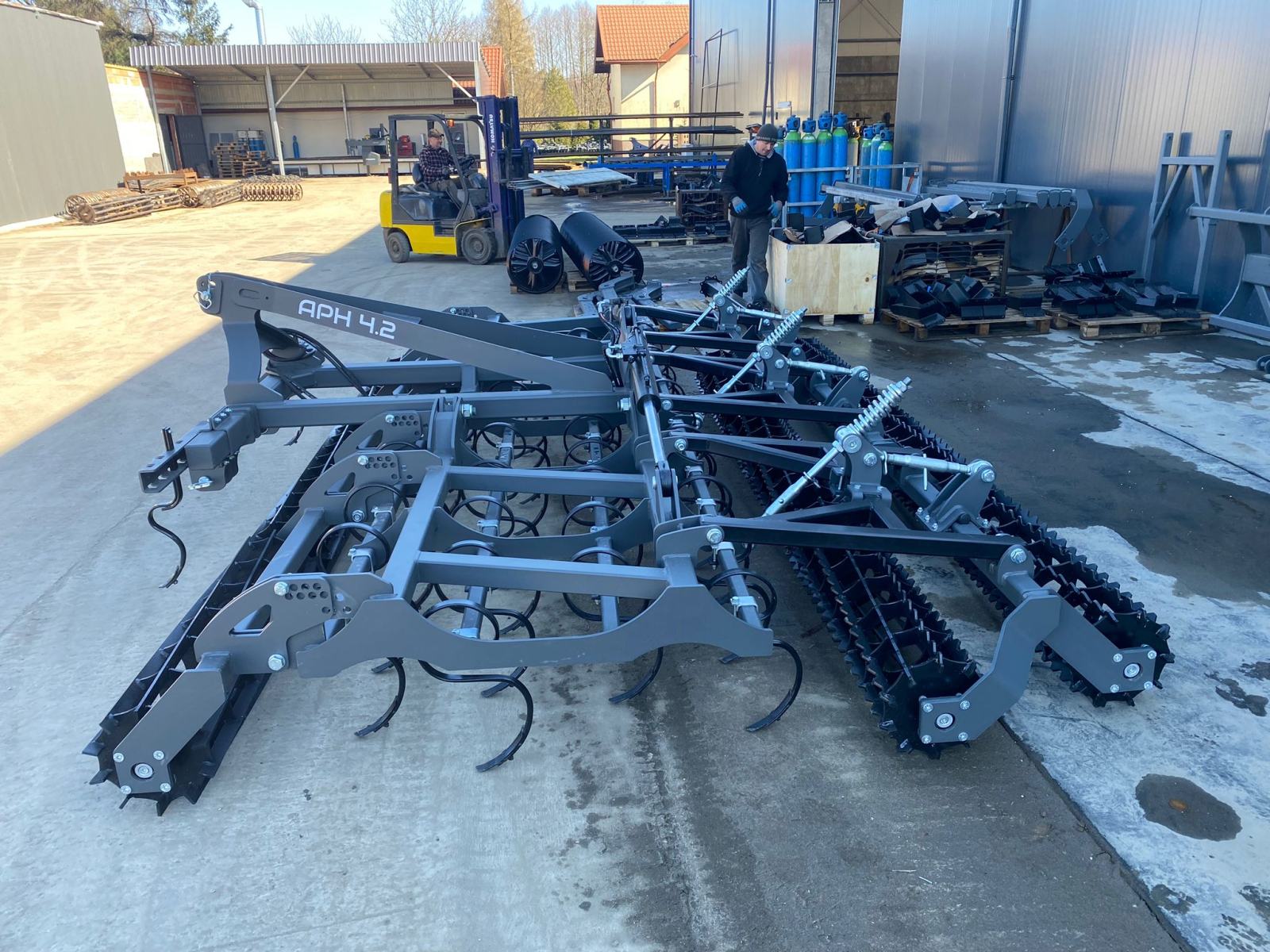 Kompaktor/sjetvospremač HELAGRO 3.6m, 4.2m, 5.0m, 5.6m