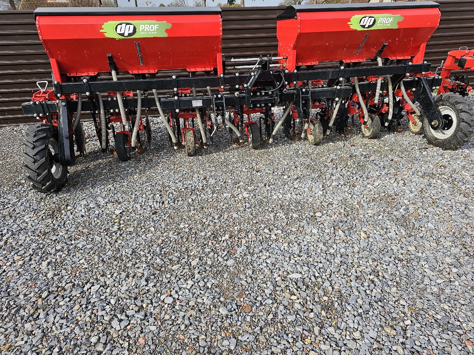 KULTIVATOR ZA KUKURUZ 6 REDI FIX