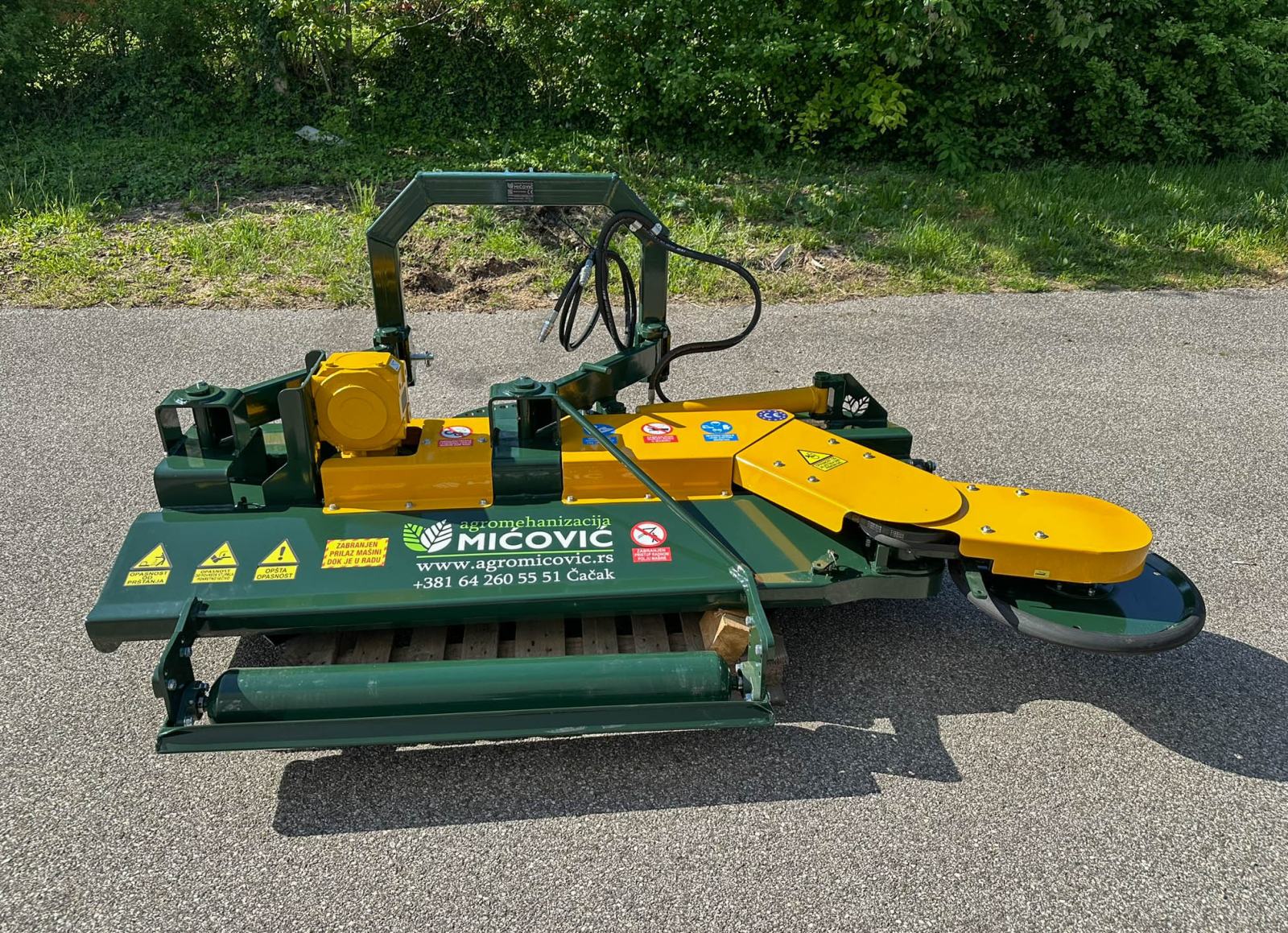 Mićović 200, Malčer sa diskom, sa hidrauličnim pogonom