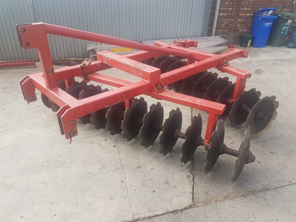 Nošena tanjurača Knoche