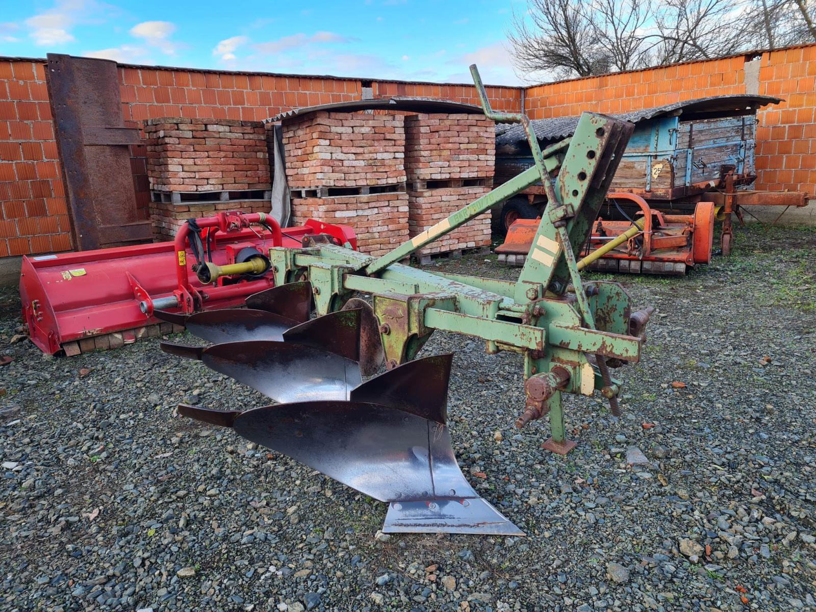 Plug Eberhardt ravnjak