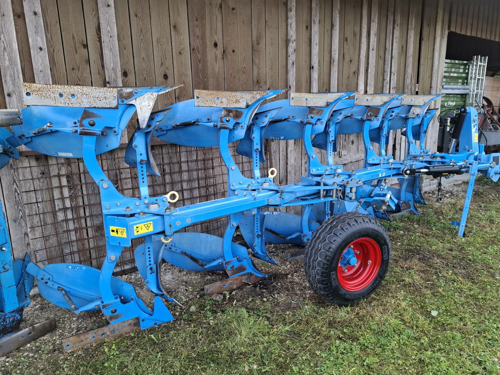 PLUG LEMKEN VARIOPAL 6 4+1 N100