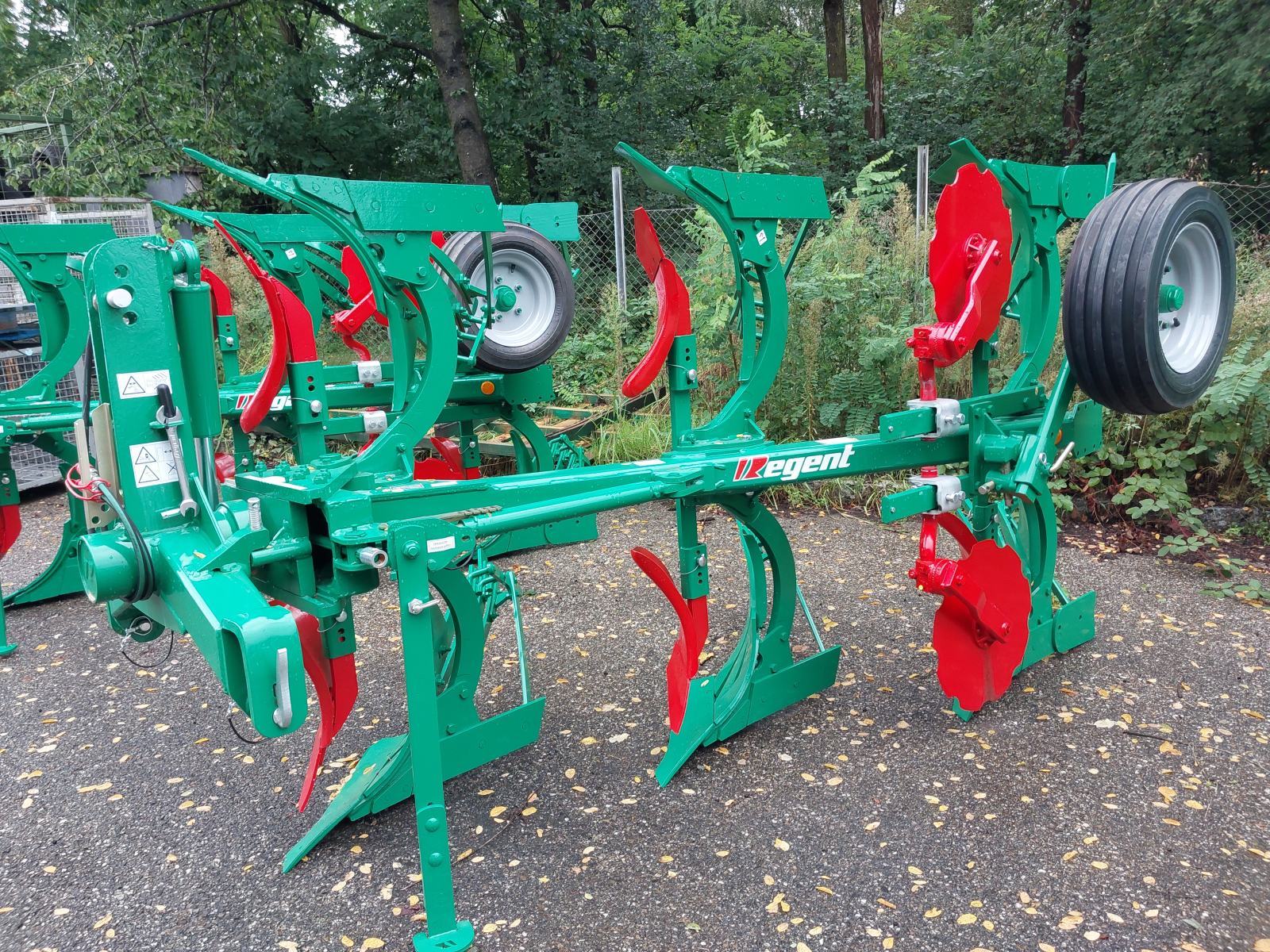 Plug Regent EUROSTAR 120 rešetkasti-NOVI