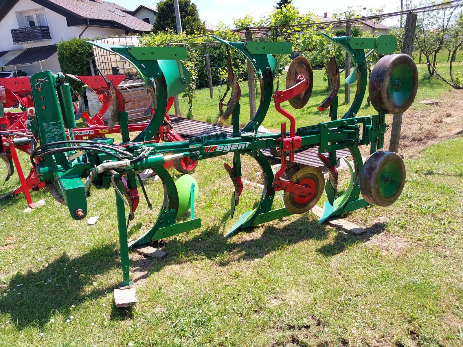 plug Regent TITAN 120 CX