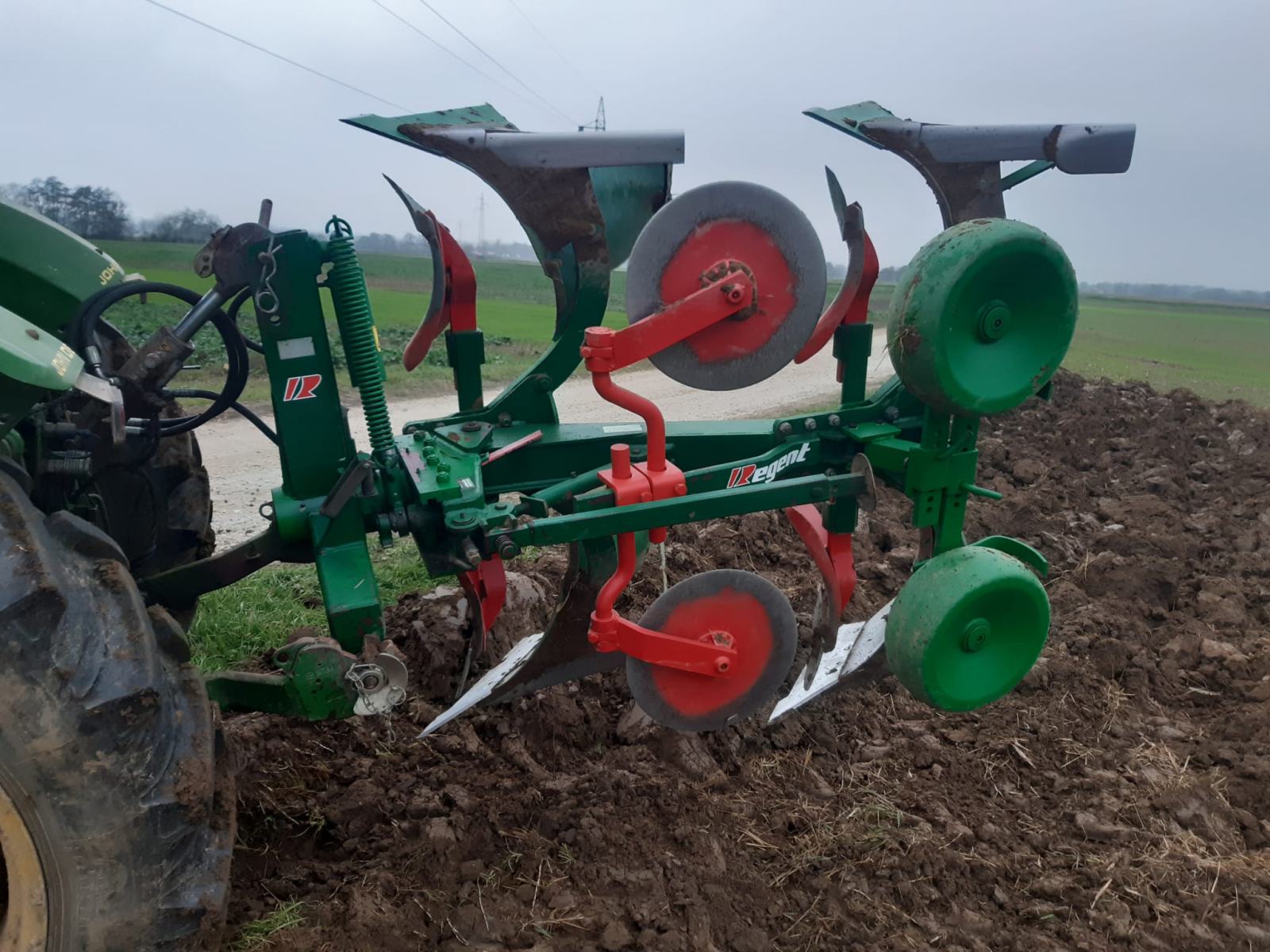 REGENT CX 32 super stanje