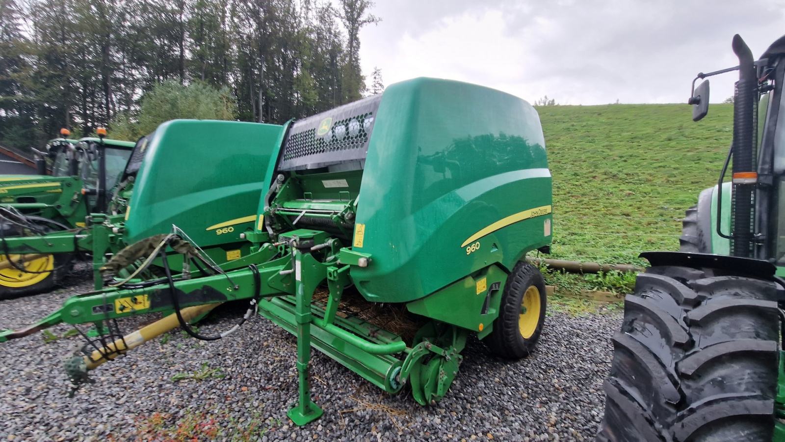 Balirka JOHN DEERE 960