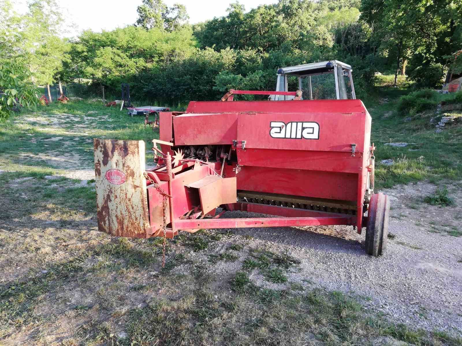 BALIRKA ZA KOCKASTE BALE - AMA 283 - odlično stanje