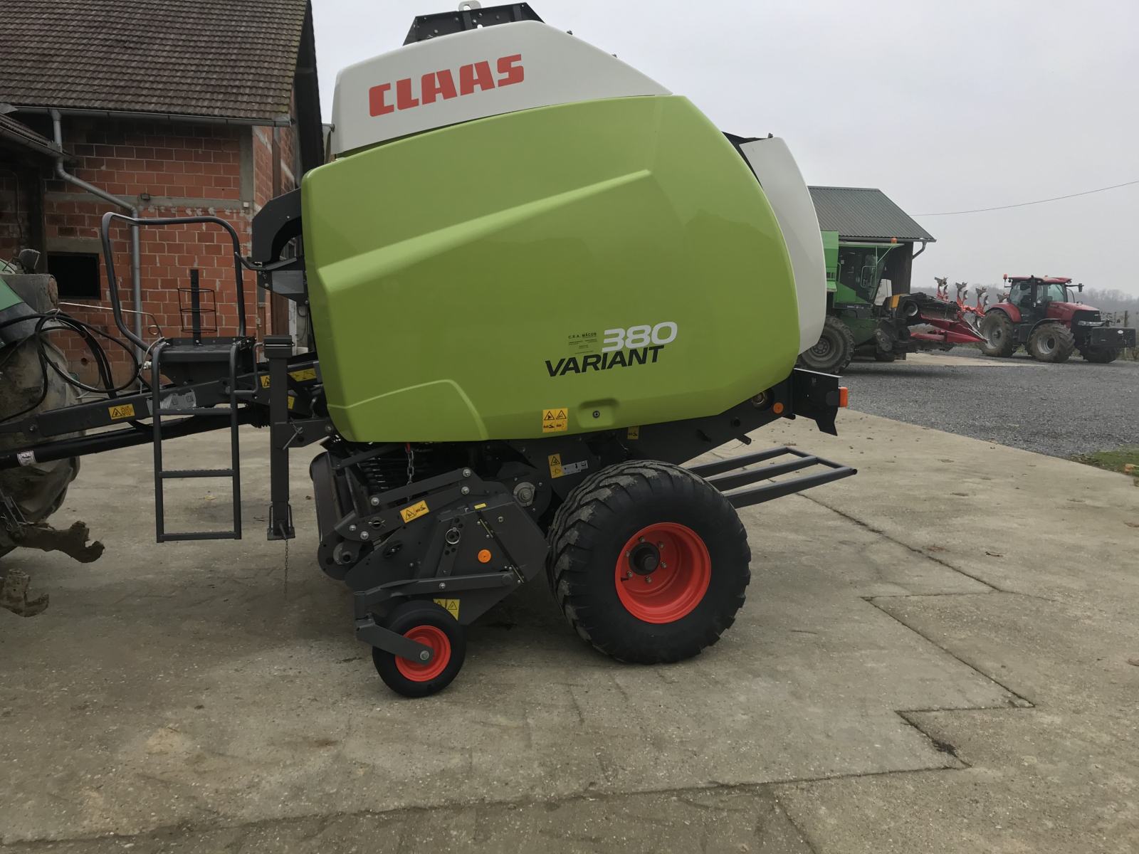 Claas variant 380