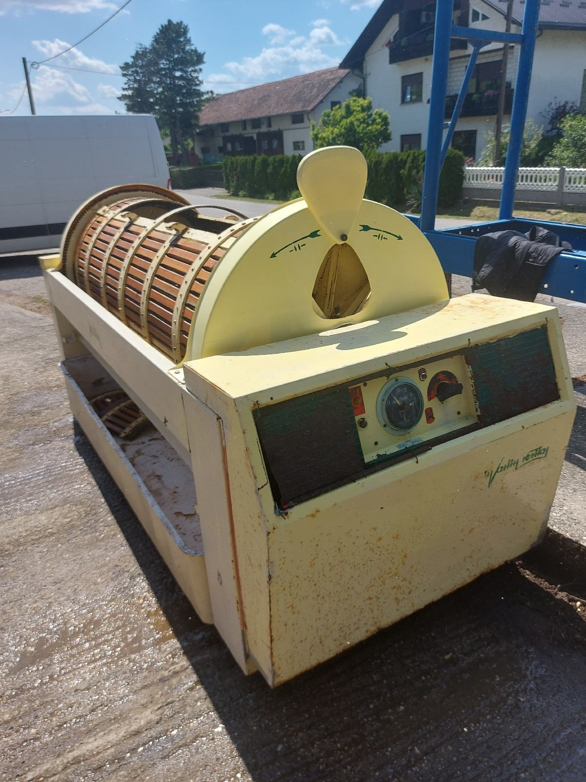 Preša za grožđe Vaslin 900