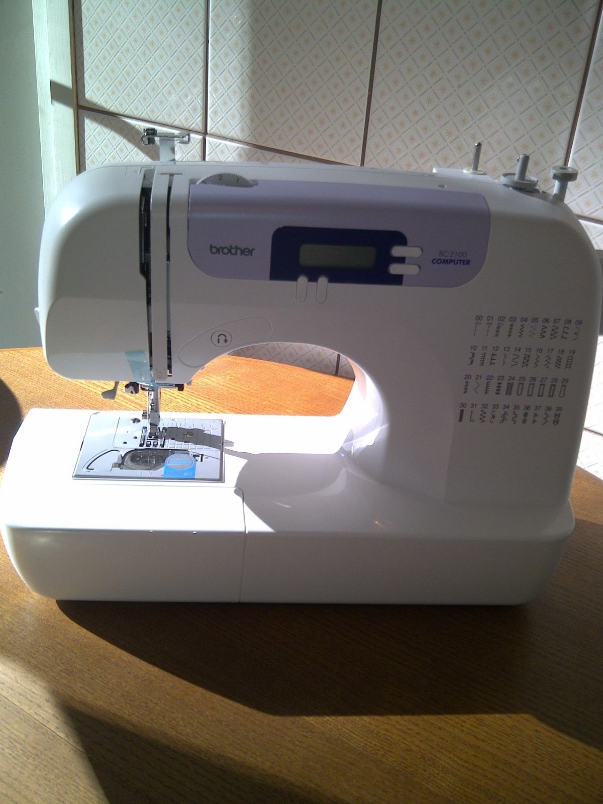 ŠIVAĆA MAŠINA BROTHER, model BC-2100 Computer - HITNO I POVOLJNO