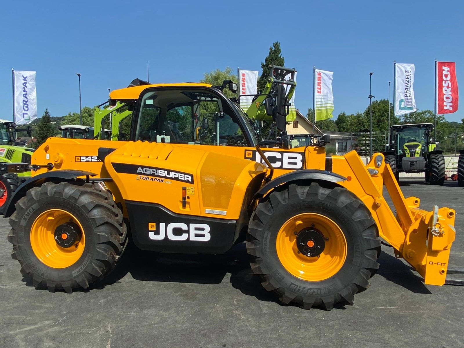 DEMO JCB 542-70 AGRI SUPER TELESKOPSKI UTOVARIVAČ