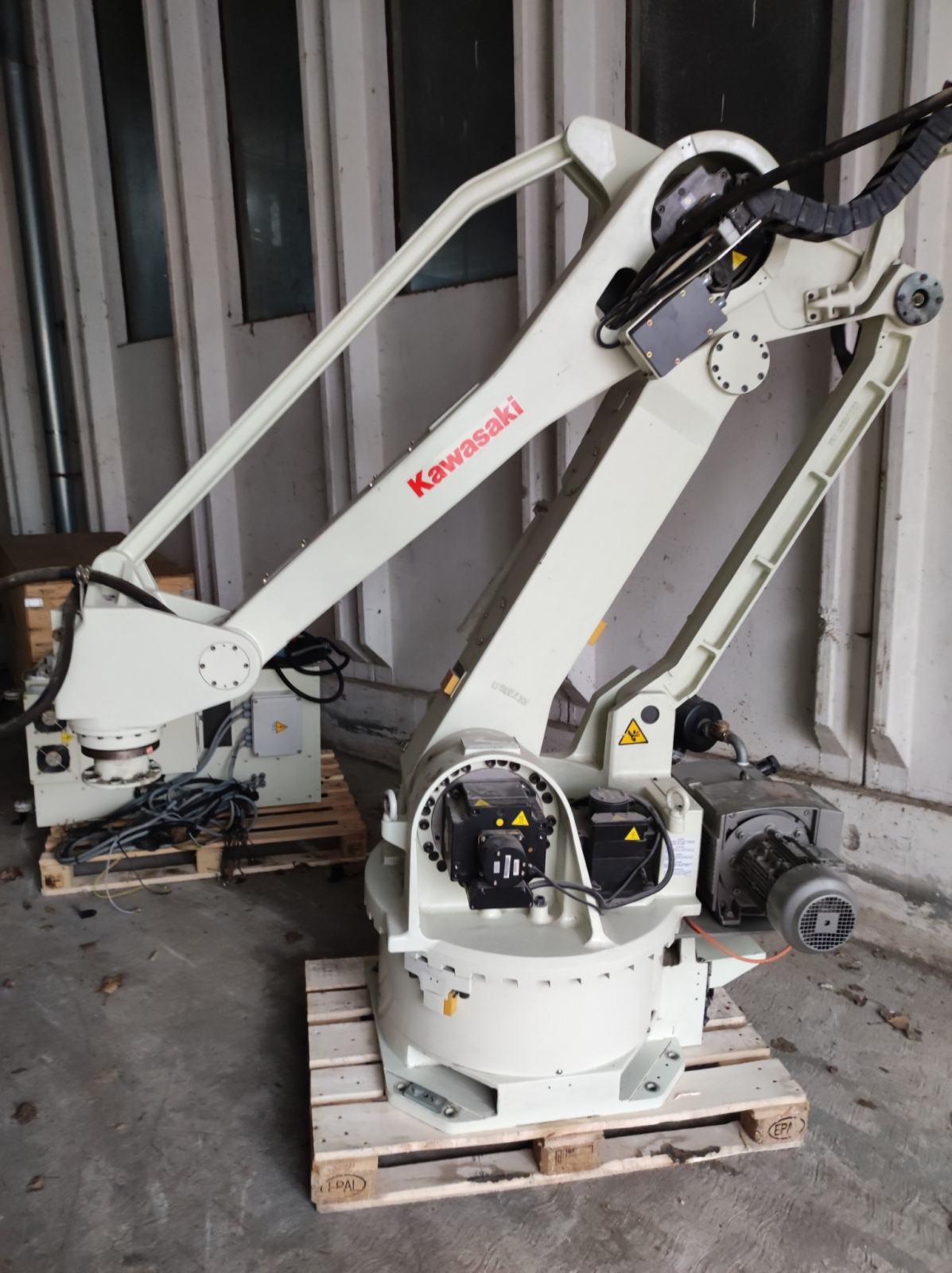 Robot za paletizaciju Kawasaki