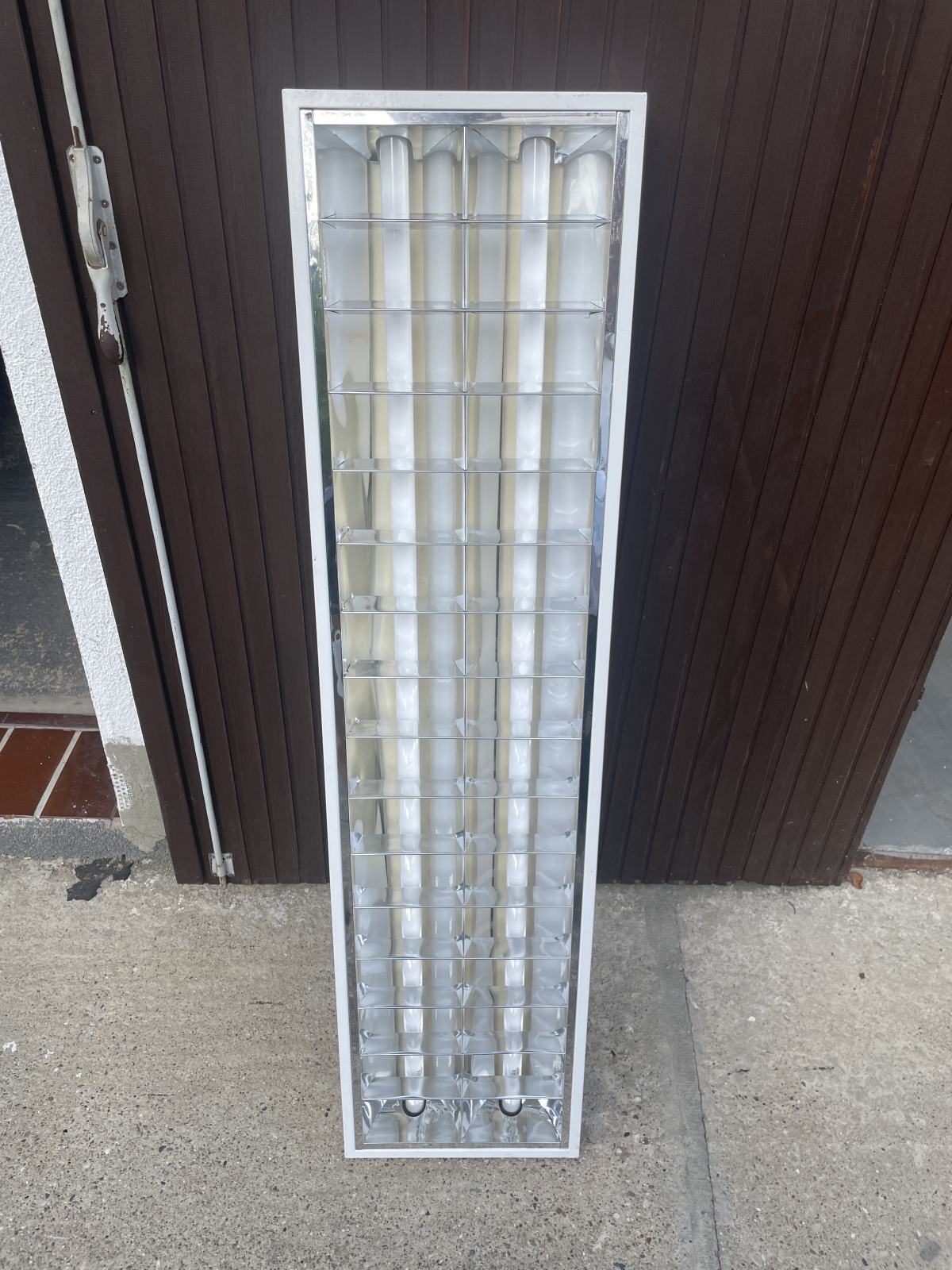 Stropne neonske lampe/svjetla