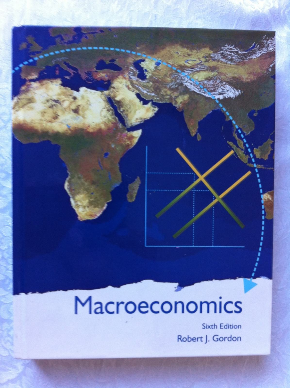 Macroeconomics - Robert J.Gordon (na engleskom-tvrdi uvez) NOVA KNJIGA
