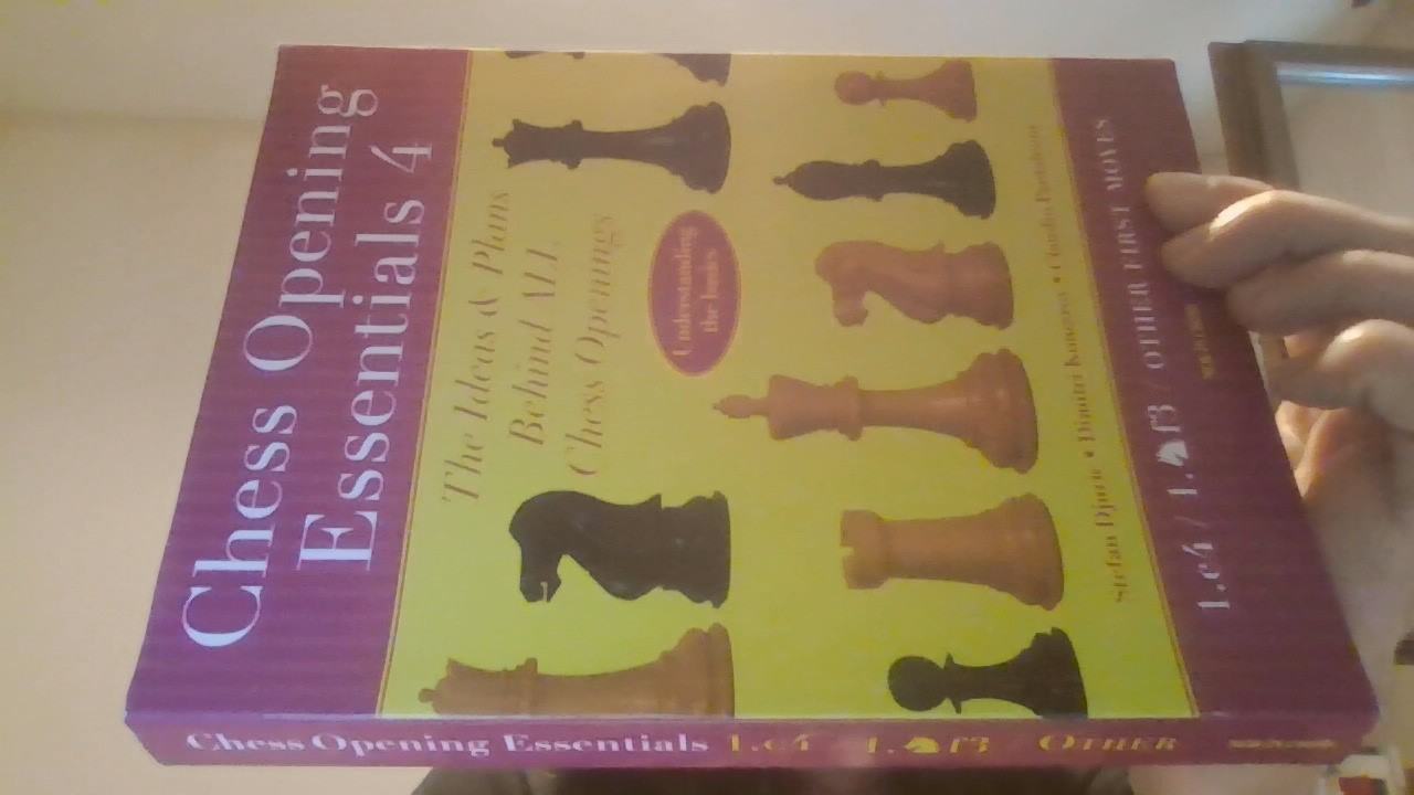 CHESS OPENING ESSENTIALS 4