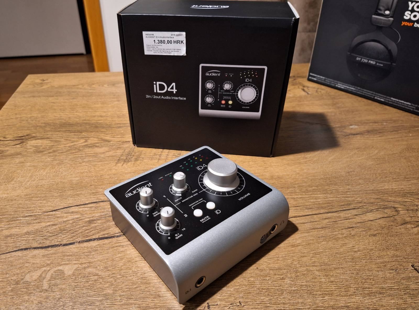 Audient iD4 - High Performance Audio Interface (Zvučna kartica)