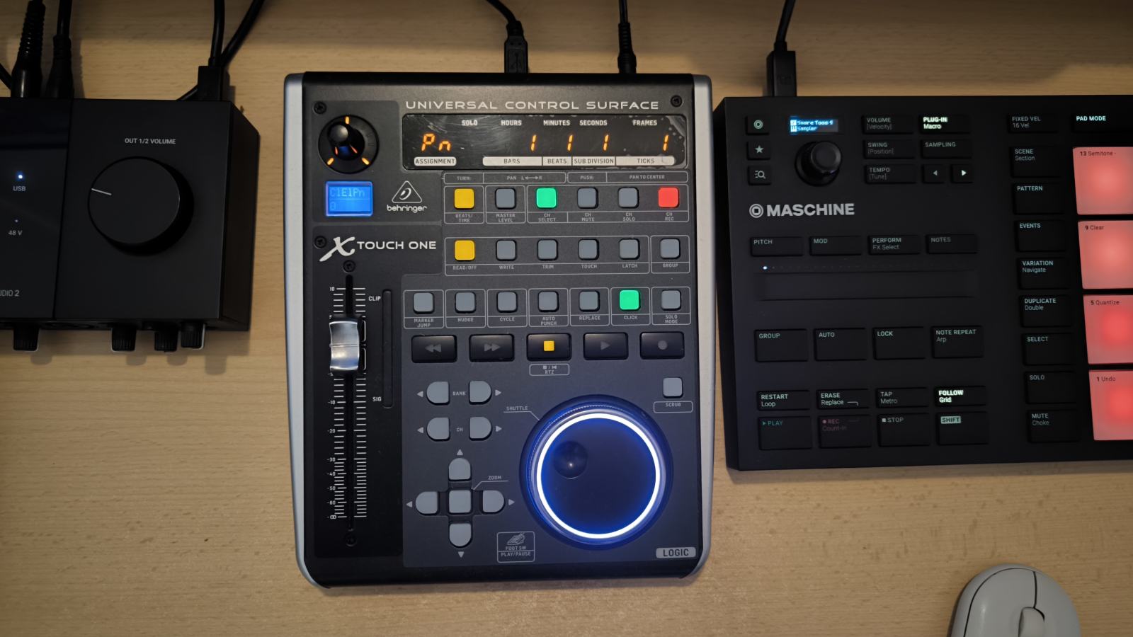 Behringer X Touch One