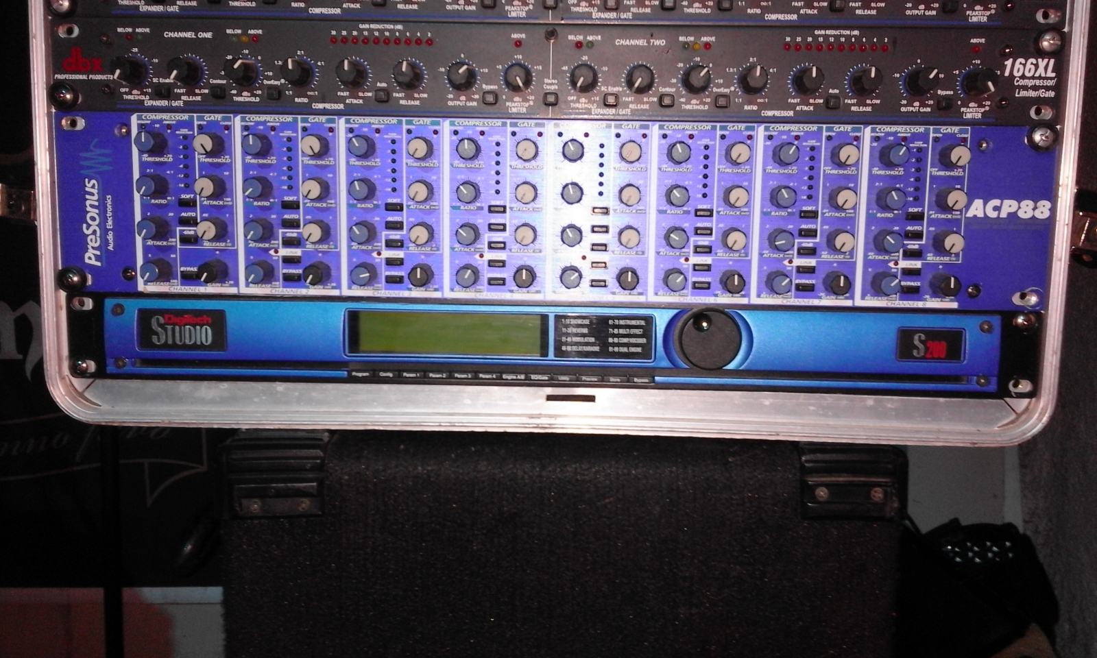 Digitech s200